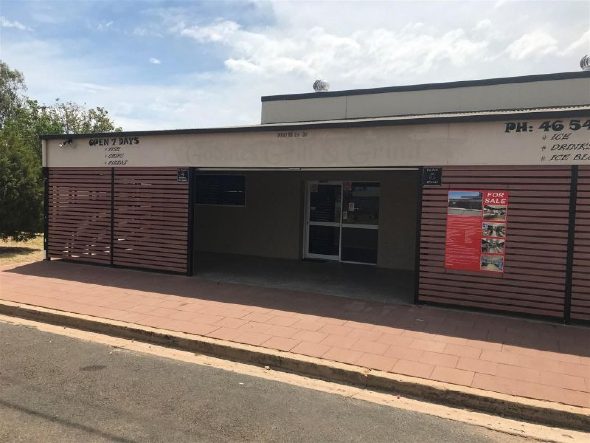 FREEHOLD BUILDING WITH CAFE/TAKEAWAY INCLUDES EXTRA LAND | BusinessSales